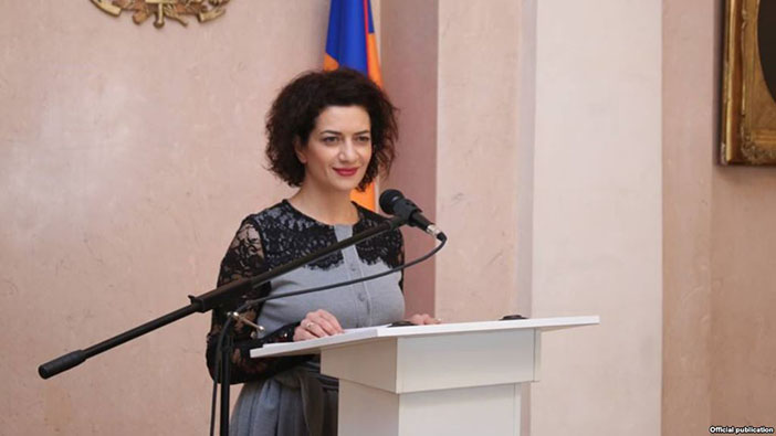 'Kadınların sesi ateş emri veren erkekleri etkileyecektir'